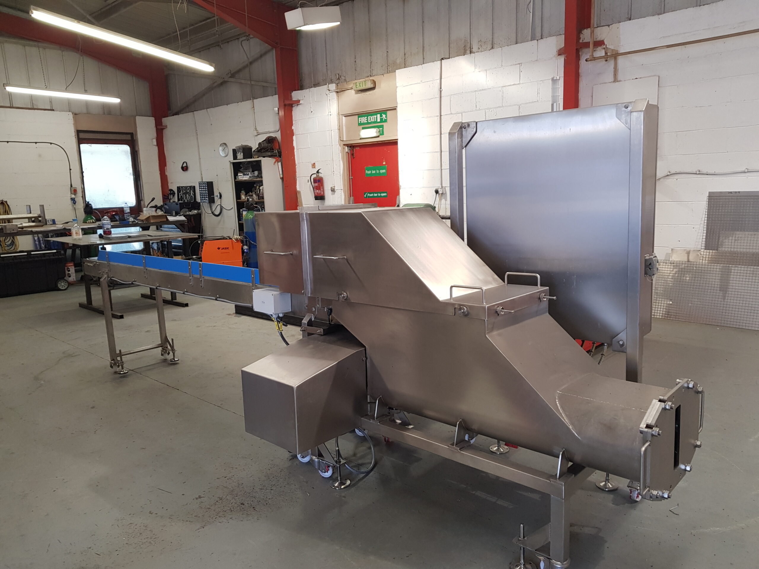 Food Grade Conveyor Systems - Best Metal Fabrication